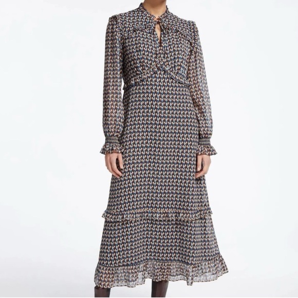 Cefinn | Dresses | New Ceffin Loretta Navy Beige Heart Geo Print Dress ...